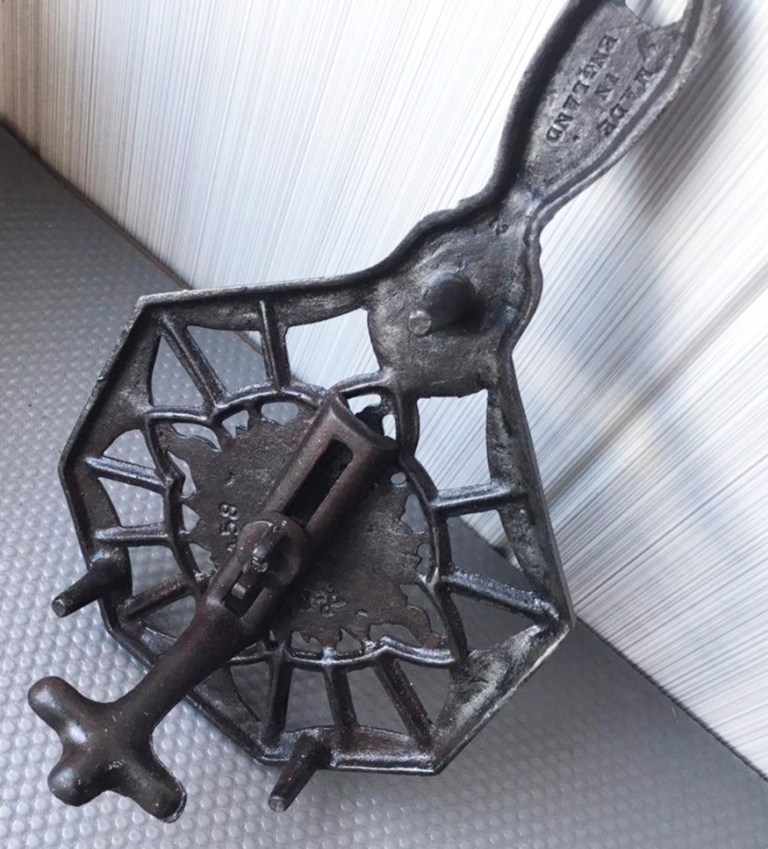 Understanding Rd Numbers and the term Made In England | TRIVETOLOGY