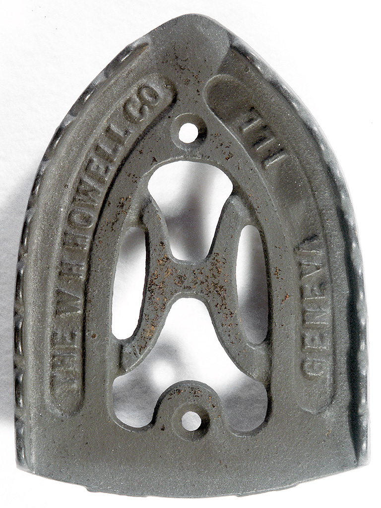 W. H. Howell Company sad iron stands | TRIVETOLOGY